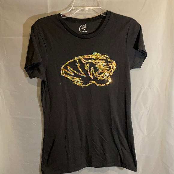 Tops | Tiger Tshirt | Poshmark